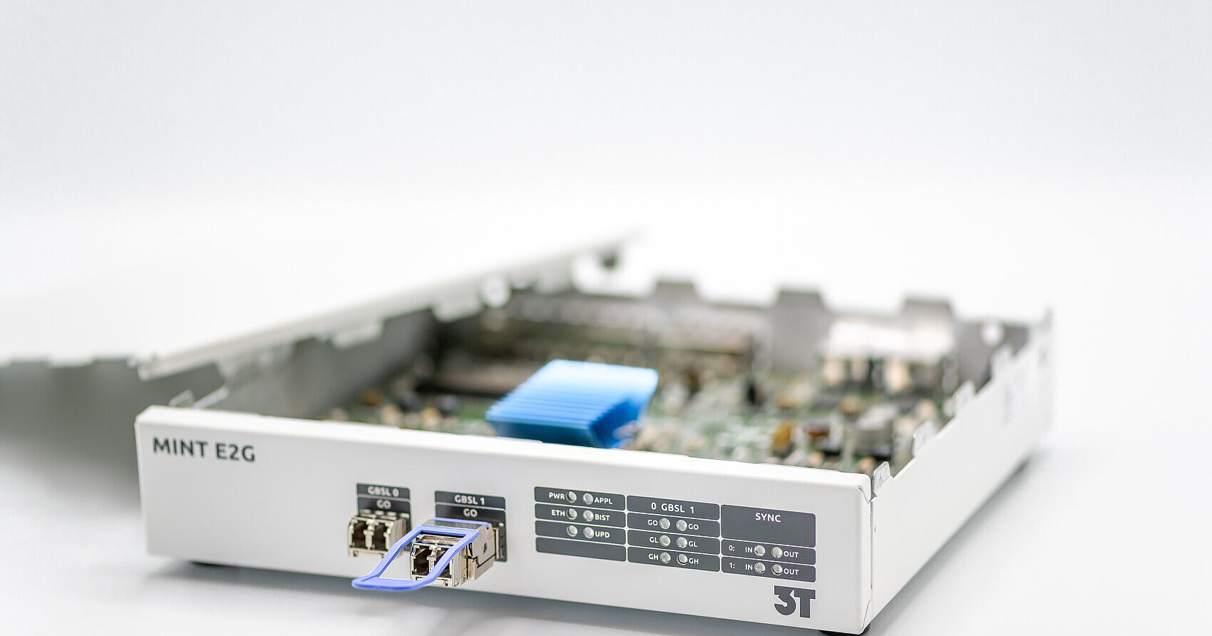 FPGA development board - MINT | 3T - electronics & embedded systems FPGA development board - MINT | 3T - electronics & embedded systems